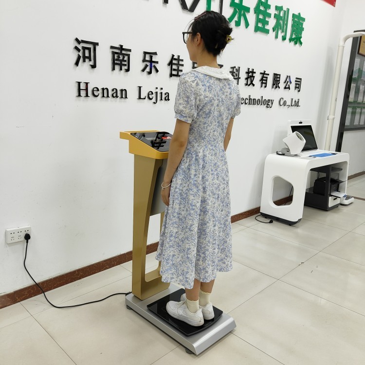 Quality User-Friendly 0.1kg Division Coin Operated Baggage Weighing Scale for Hotel for sale
