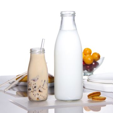 Quality Factory Price 200ml 250ml 350ml 500ml 1000ml Glass Sauce Bottle with Plastic Lid for sale