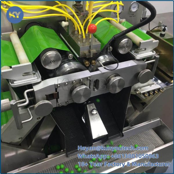 Quality Automatic Paintball Encapsulation Machine 30,000/H SUS304 for sale