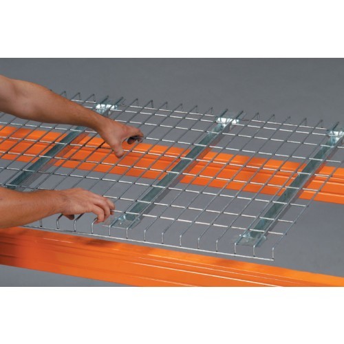 Quality Versatility Wire Mesh Decking Panels 100kg-2000kg Loading Capacity for sale