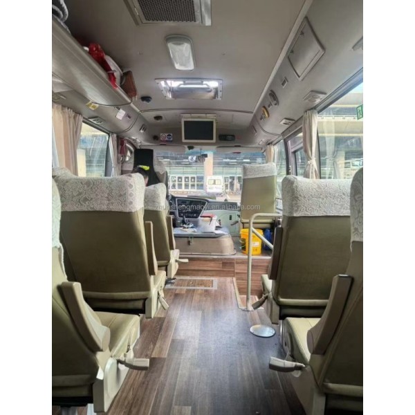 Quality Small Reception Group Tours Classic Mini Bus with Manual Transmission for sale