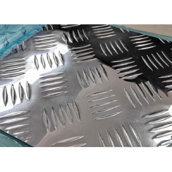 Quality Shiny Bright Finish Aluminum Sheet 3003 5 Bar Tread Aluminum Plate for sale