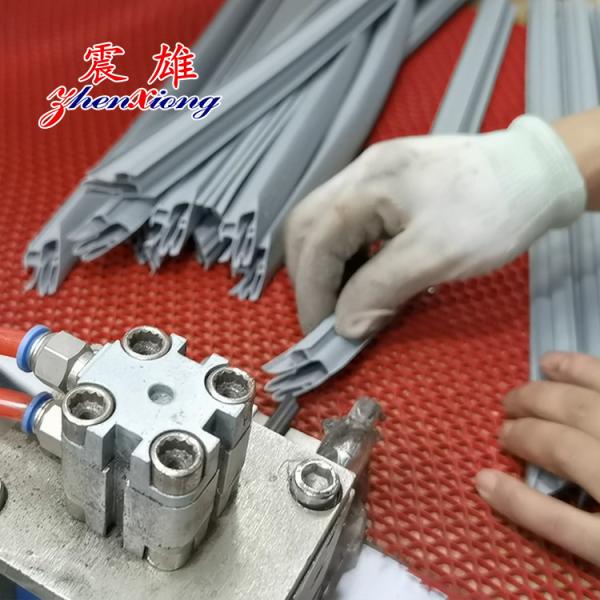 Quality Simple operation Door Gasket Production Line magnetic strip inserting machine Flat / vertical winding for sale