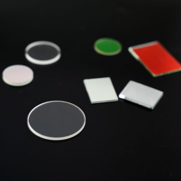 Quality Borosilicate Coating Quartz Sapphire Optical Glass Filters , Dichroic Silicon Window for sale