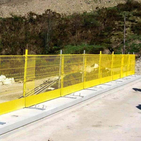 Quality Galvanized Double Loop Fencing for sale