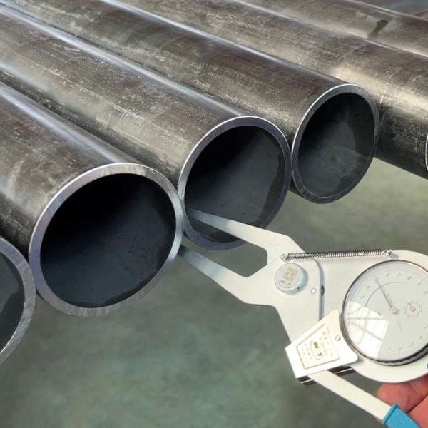 Quality EN10305-1 Standard 45MnMoB Grade Seamless Steel Oil Well Drill Pipe with 30-139.7mm OD Range for sale