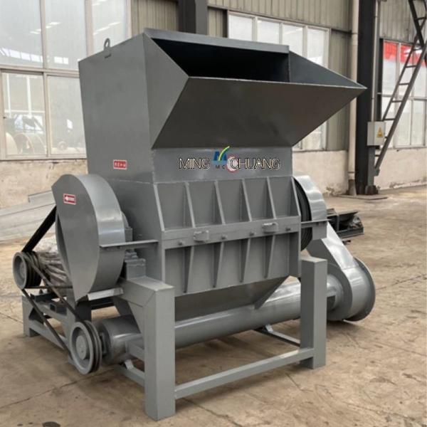 Quality Industrial Rubber Tire Block Crusher with Flat Knife Classification and MCS-1200 for sale