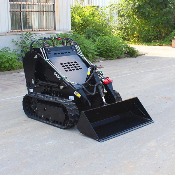 Quality China Skid Steer Stand on Attachments Mini Crawler Skid Steer Loader With Track for sale