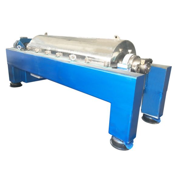 Quality 2 Phase Decanter Centrifuges For Sludge Concentrated Dewatering System 35kw for sale