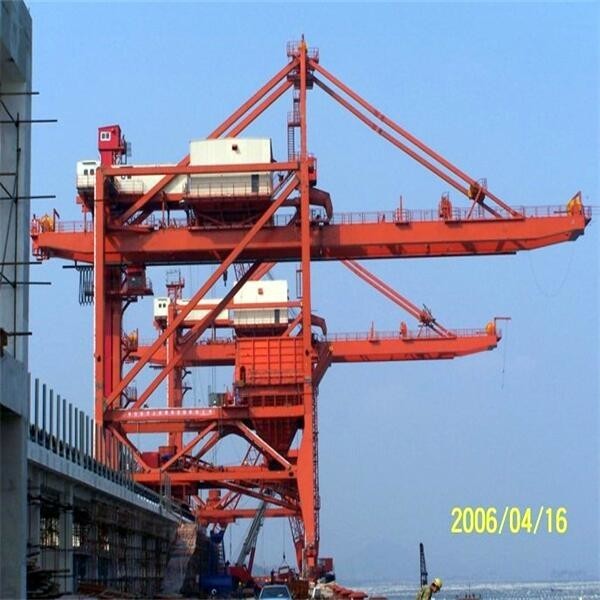 Quality Heavy Duty Grab Type Ship Unloader System For Coal Unloading From Ship for sale