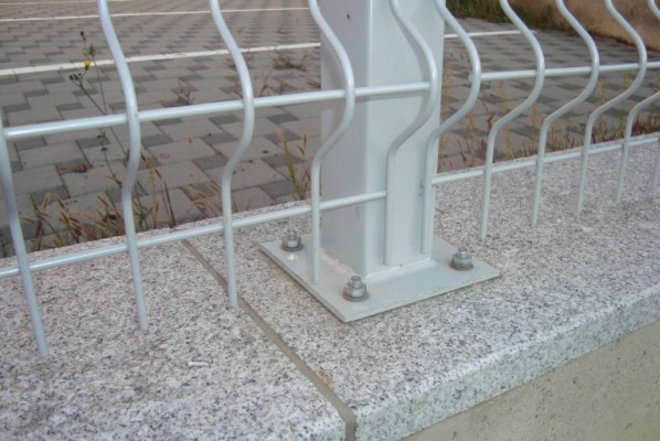 Quality 8ft High Fence Panels , 50x200mm Galvanized Mesh Panels for sale