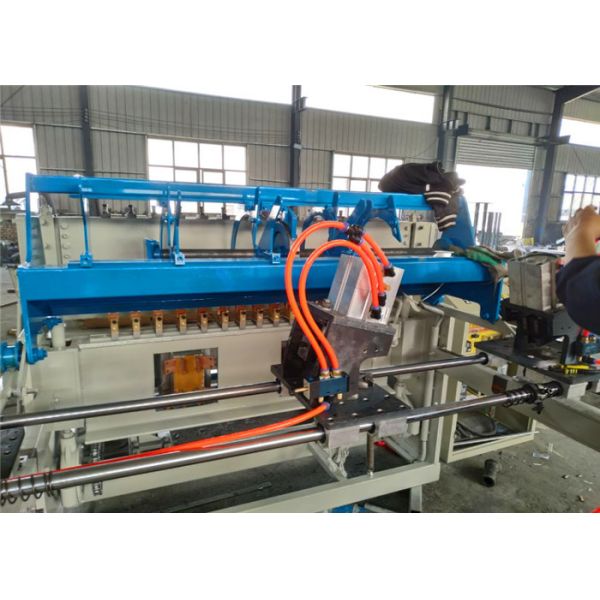 Quality Fully Automatic Welded Wire Mesh Machine In Rolls And Panels 1-6mm Wire Diameter for sale