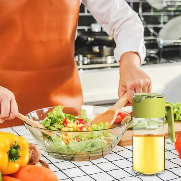 Quality Gravity Automatically Open Close Oil Dispenser Bottle Leakproof 550ml With for sale