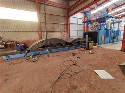 Quality Roller Conveyor Stone Shot Blasting Machine , Shot Blasting Machine For Casting for sale