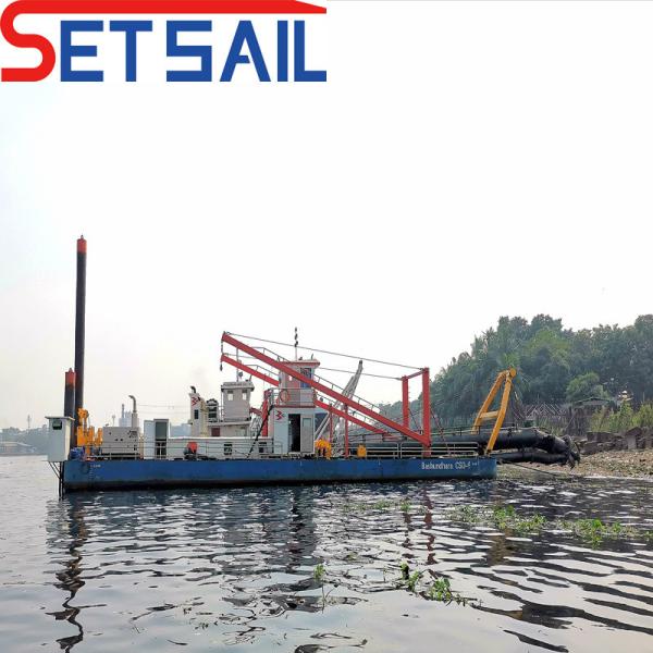 Quality Design 18 Inch Cutter Suction Dredging Equipment with Long Warrant Diesel Engine for sale