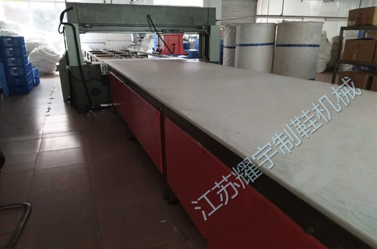 Quality Leather Clicking Machine , Traveling Head Press Machine For Non Metal Sheet for sale