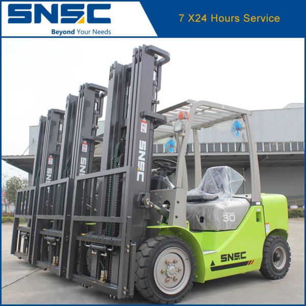 Quality Xc490 Engine Diesel Counterbalance 3000kgs Side Shifter Forklift for sale