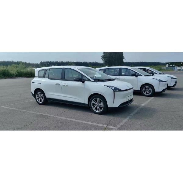 Quality 2023 Car FAW Pentium Nat White Color Pure Electric High Speed 5 Seats for sale