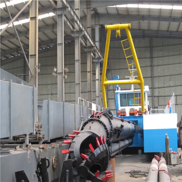 Quality Diesel Engine Draft 1.3m Sand Dredger River Sand Mining machine for sale
