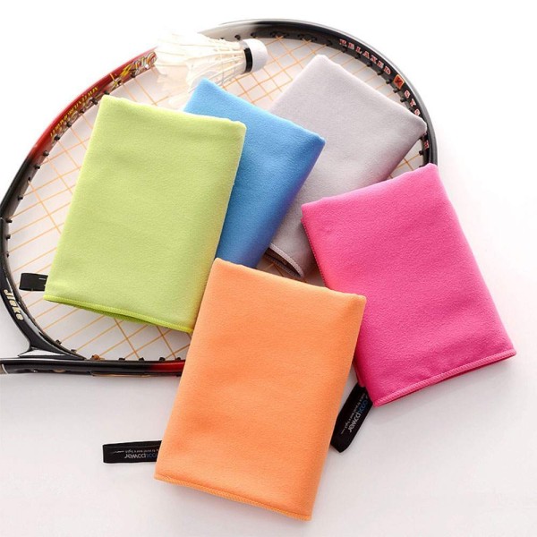 Quality Customized Logo Printed Microfiber Sports Towel With Hanging Loop for sale