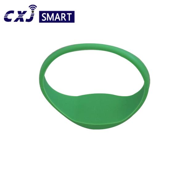 Quality Waterproof RFID NFC Bracelet Silicone Material For Festival for sale