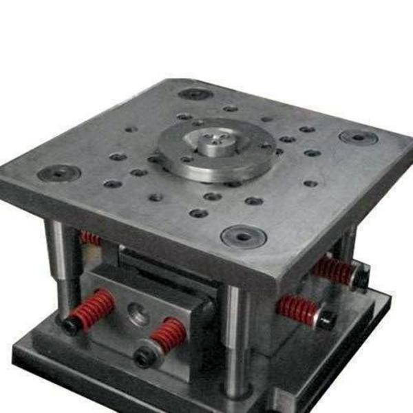 Quality Plastic Hand Grip 1.2083 Steel Electronic Injection Mold for sale