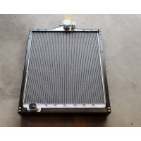 Quality 780*902mm FV517 Mitsubishi Forklift Radiator Tank Assembly for sale