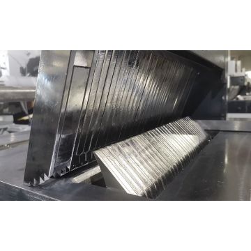 Quality MJ1412-40 Automatic Multiple Rip Saw Machine For Processing Solid Wood Panel for sale