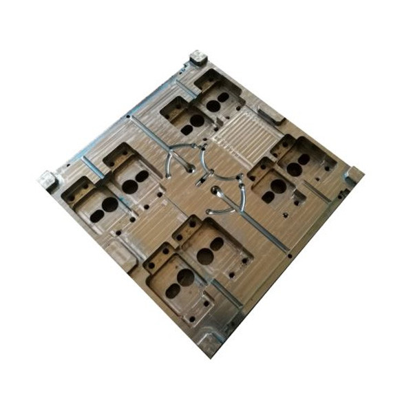 Quality Auto Plastic Injection Moulding Tooling Using PP PC ABS Multi Cavity Molds for sale