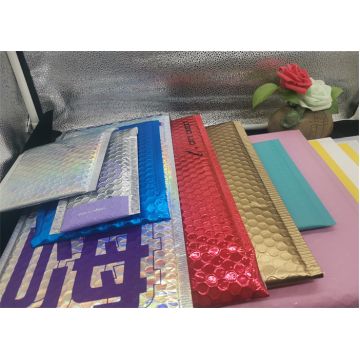 Quality Premiumization Co Extruded Poly Bubble Mailers , Padded Plastic Bubble Mailer for sale