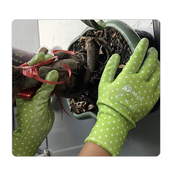Quality Urban Park Service And Afforestation Green Polyester Nitrile Gloves for sale