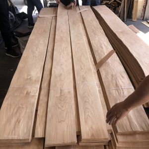 Quality Mountain Pattern Natural Wood Veneer With Excellent Durability for sale