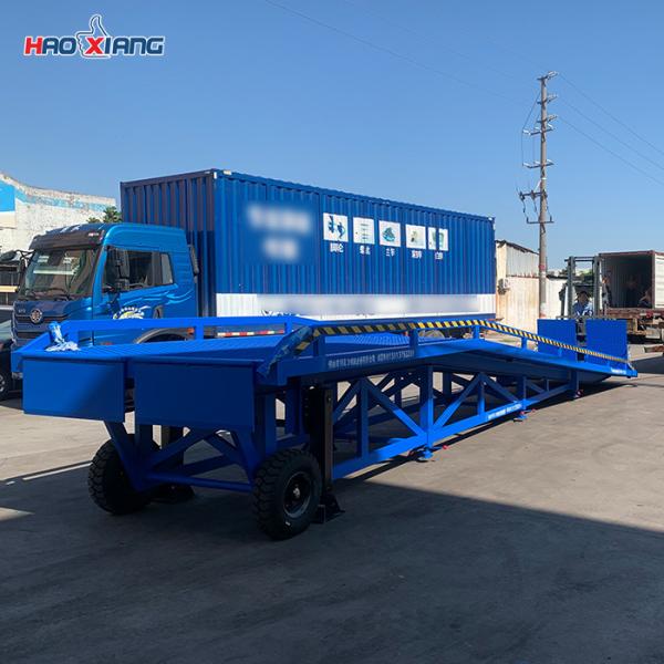 Quality 5-15tons Mobile Loading Dock Ramps Manual Temporary Dock Ramps for sale