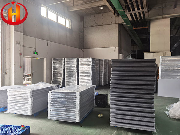 Quality Impact Resistant Grey Plastic Cardboard Sheets 4x8 Reusable for sale