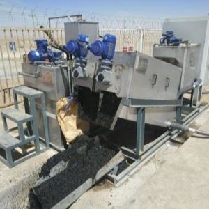 Quality Carbon Steel Sludge Dewatering Machine , 0.3Kw Multi Disc Screw Press for sale