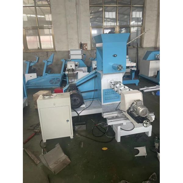 Quality Floating Fish Feed Extruder Machine To Produce Floating Pellets for sale
