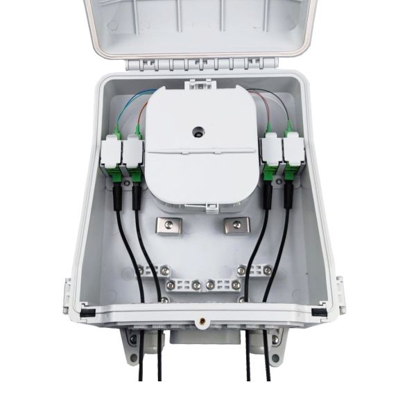 Quality 16 Cores Outdoor Fiber Optic Terminal Distribution Box for Dropcable and Main Cable for sale