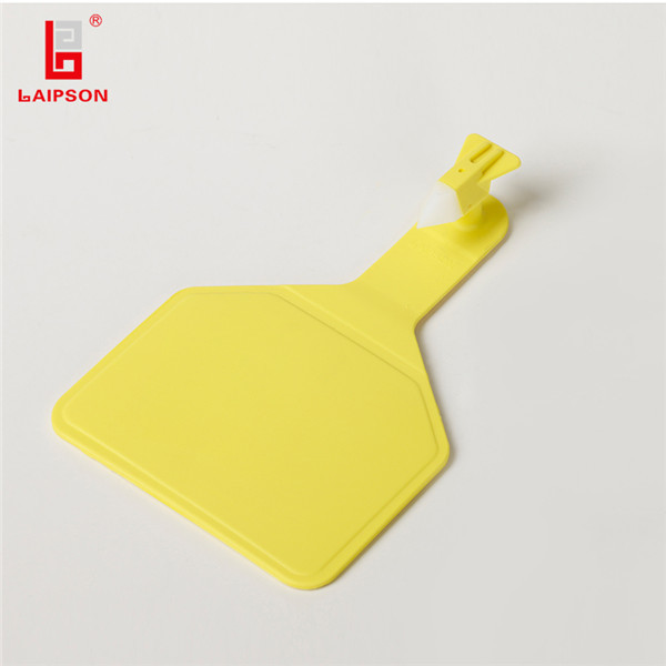 Quality A Tag Numbered RFID Cow ID UHF Cattle Tags Customized Chip 860-960 Mhz for sale