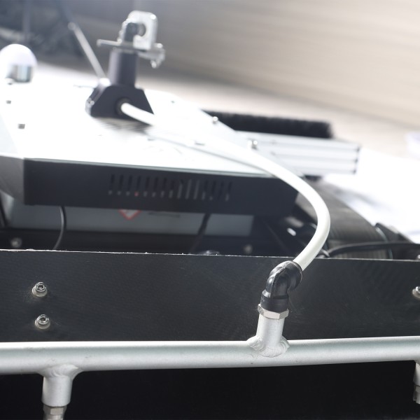 Quality Electric Solar Panel Cleaning Robot Anti-Falling Control and Maintenance for sale