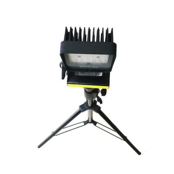 Quality AC Plug In Tripod 15Ah Tripod lED Work Light Rechargeable 360 Degree for sale