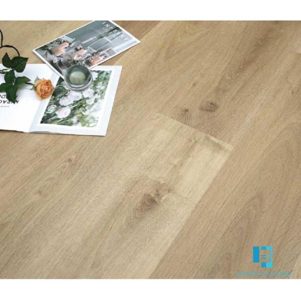 Quality Oak Wooden SPC LVT Click Flooring for Bathroom Kitchen Interior for sale
