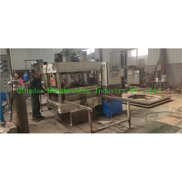 Quality CE ISO Certified 200t Rubber Tile Making Machine For Brick Vulcanizing for sale