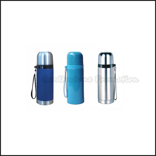 Quality Heat Retention Double Wall Stainless Steel Bottle Portable 750ml Insulated Water Bottle for sale