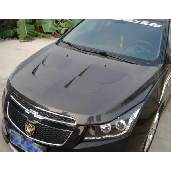 Quality 2009-2014 Chevrolet Camaro Carbon Fiber Bonnet with Customized Resin Fiber Design for sale