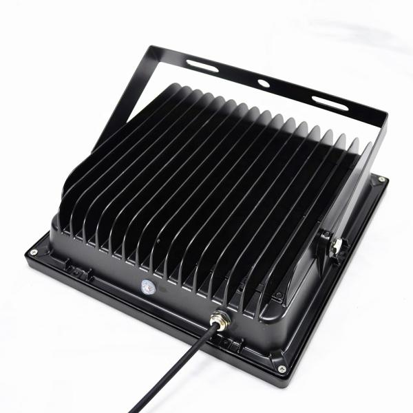 Quality ODM Black Outdoor COB Led Security Light With Photocell Sensor IP66 for sale