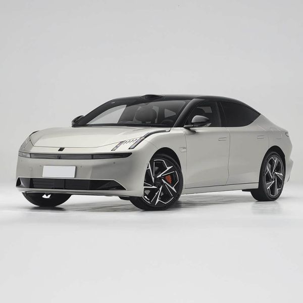 Quality 2025 Lynk & Co Z10 4WD Electric Sedan-702km Range Fast Charging High-Performance for sale