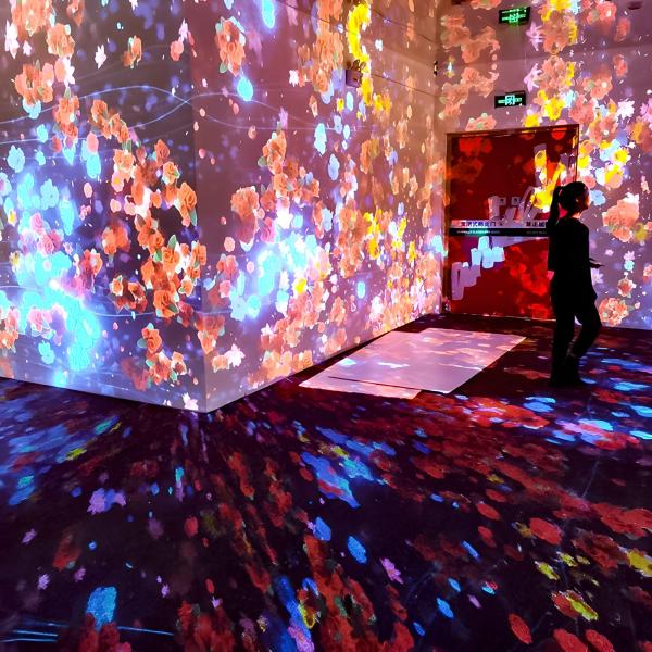 Quality 3d Hologram Immersive Wall Multichannel Floor Projection For Hotel for sale
