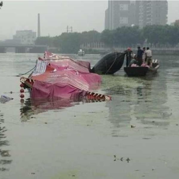 Quality Boat Salvage Marine Inflatable Rubber Airbag Natural Rubber Ship Launching for sale