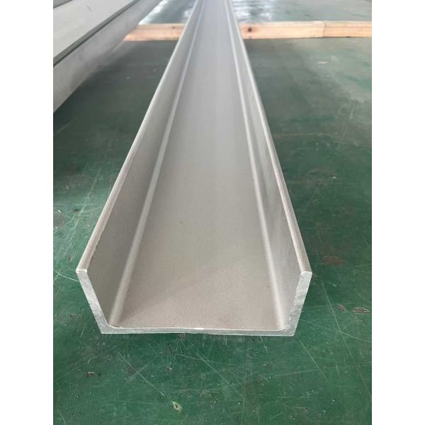 Quality Customizable Steel Welded Pipe With No 1 Surface Roughness And 200 300 And 400 Series Material Grades for sale