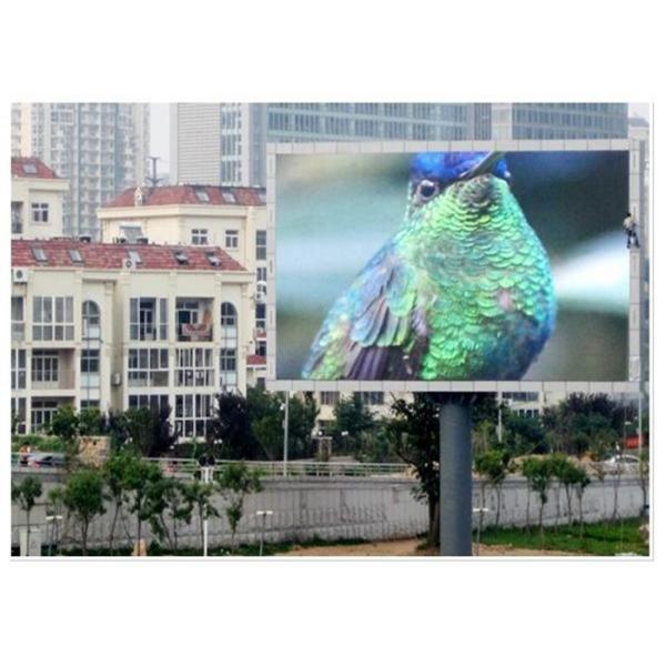 Quality Portable SMD2020 900nits Creative LED Display Advertising P2.5 for sale